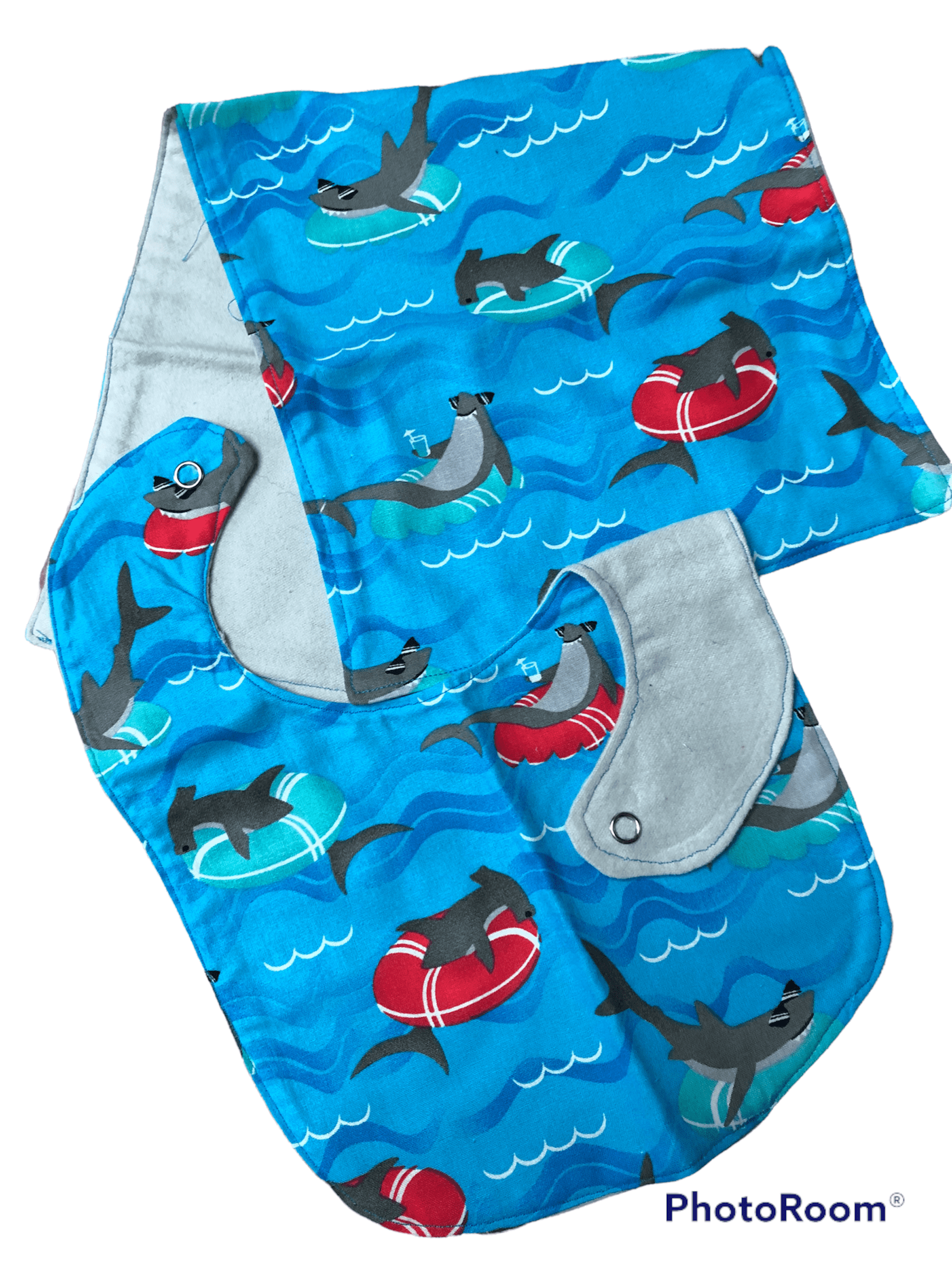 Home & Living :: Baby & Kids :: Bibs & Burp Cloths :: Shark in the Pool ...