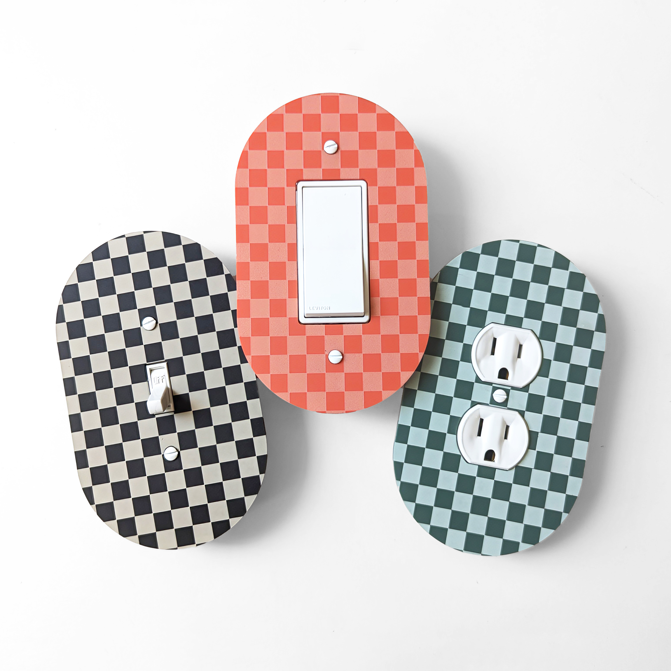 Home & Living :: Checkered Oval Light Switch Plate Cover - Multiple Options