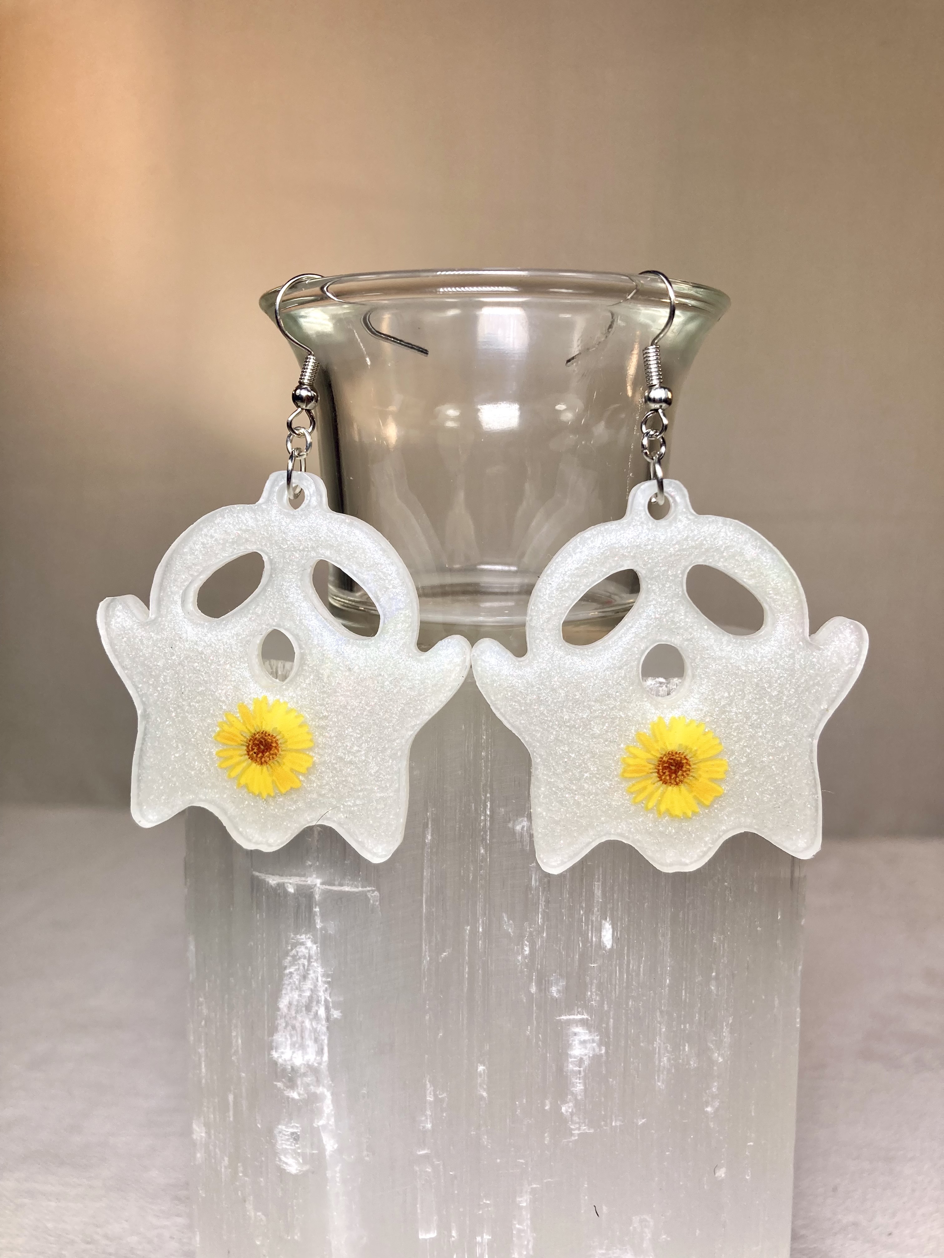 Holiday & Seasonal :: Halloween :: Handmade Holographic White Resin ...