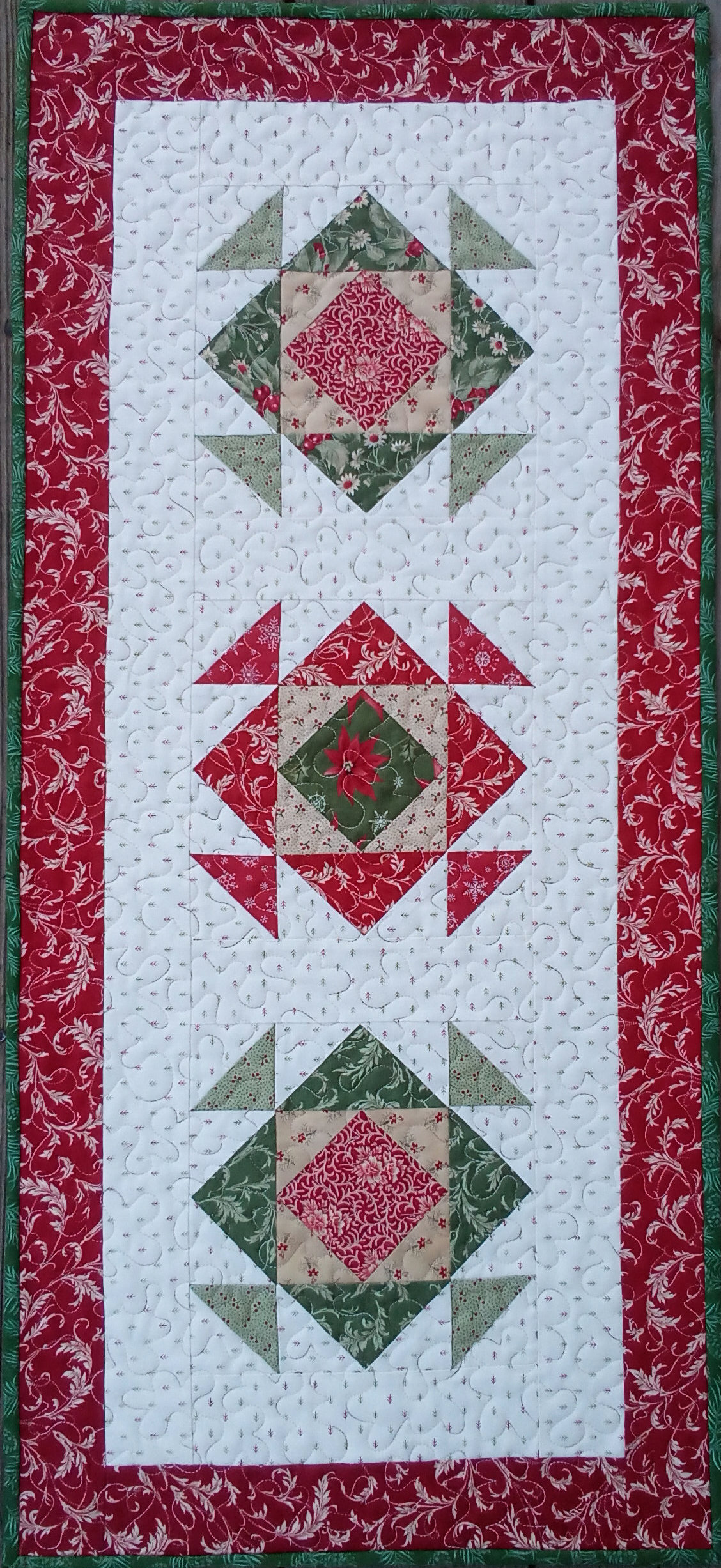 Home & Living :: Blankets & Quilts :: Quilts :: Handmade Christmas ...