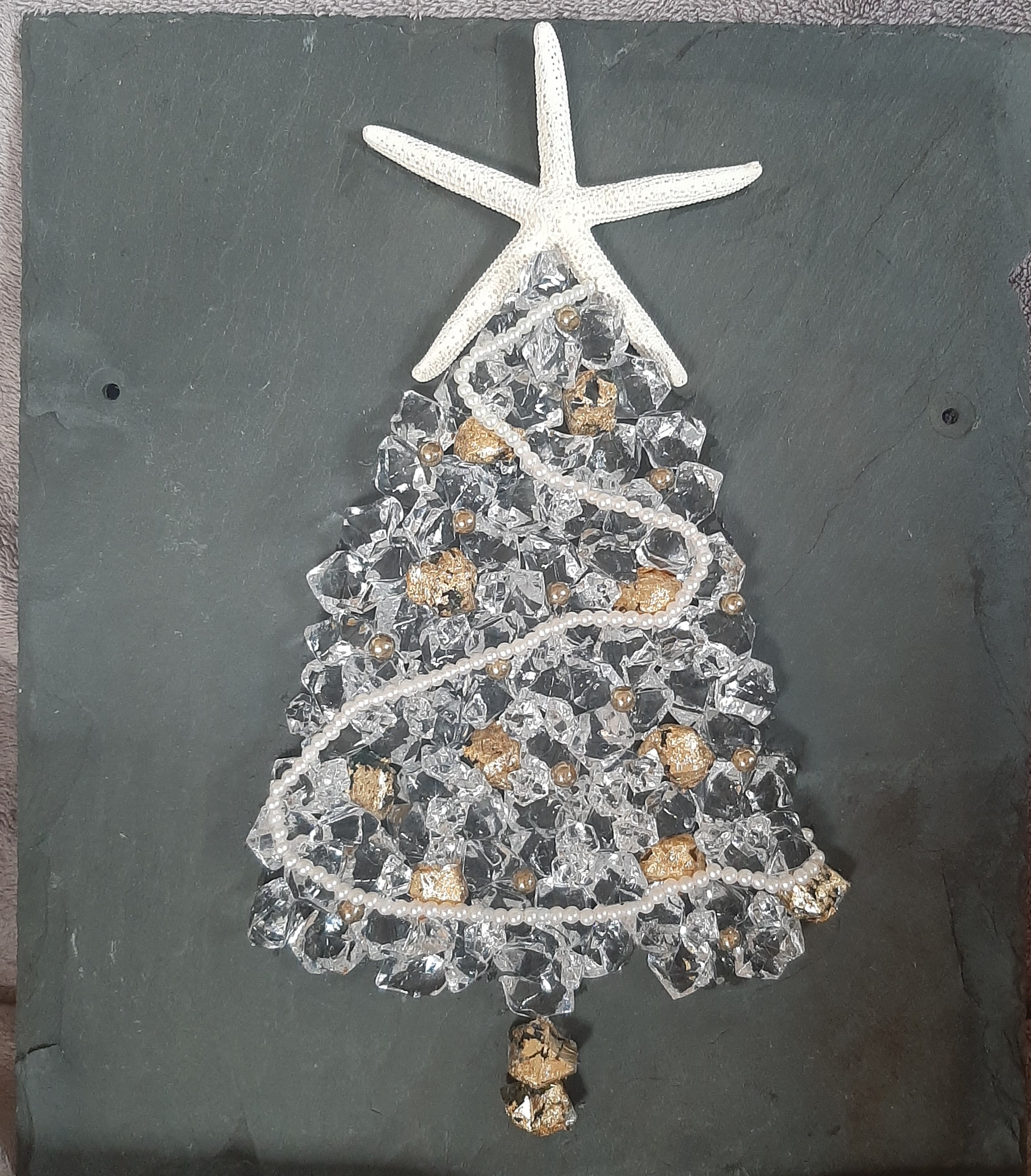 Home & Living :: Home Decor :: Christmas Slate Tree