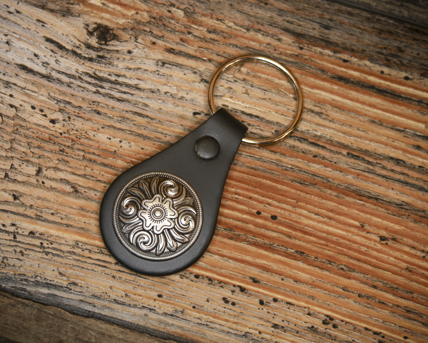 Clothing & Accessories :: Keychains & Lanyards :: Keychains :: Concho ...