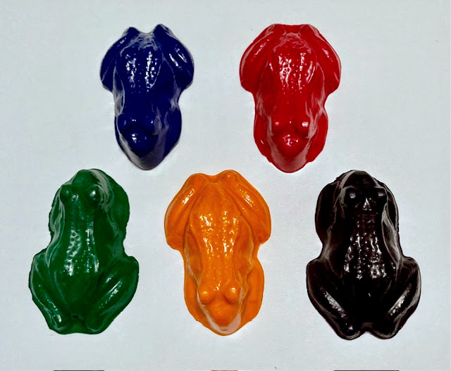 Five Frog Coloring Crayons For Birthday Or Other-GoImagine