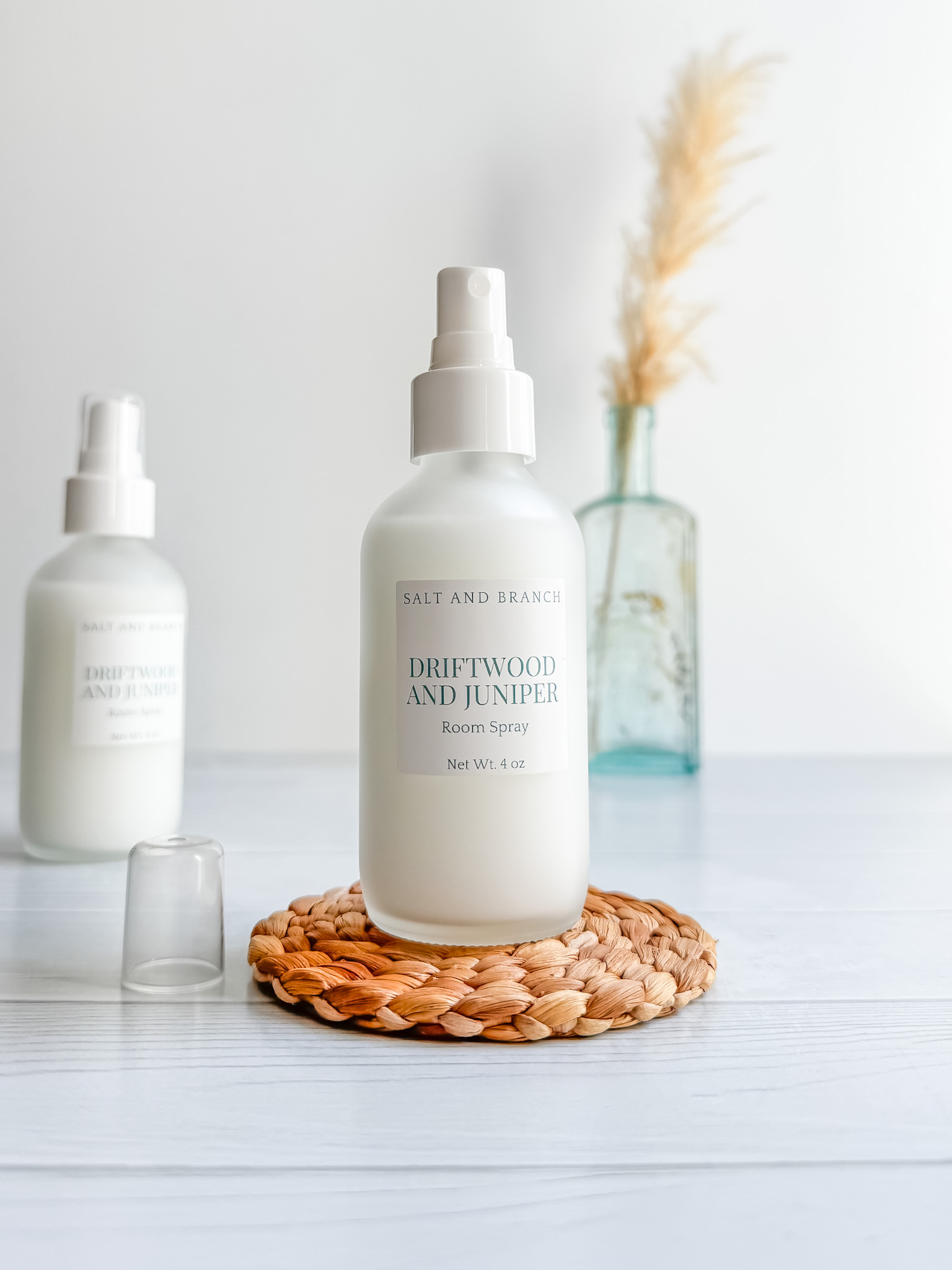 Home & Living :: Candles :: Room Spray :: Driftwood and Juniper Room Spray