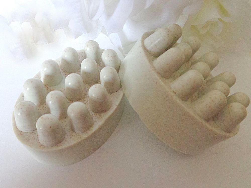 Foot Exfoliating Soap Bar by DEZIGNED BY NATURE